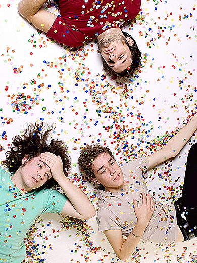 Hyper machines - The Queen's Journal